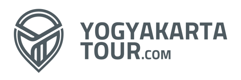 Tugu Jogja, The Symbol Of People's Unity In Yogyakarta - YogyakartaTour.com