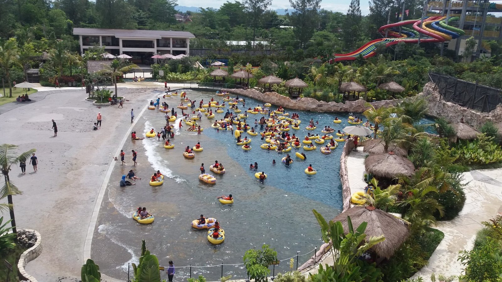 Enjoying The Indonesian Biggest Waterpark Of Jogja Bay - YogyakartaTour.com