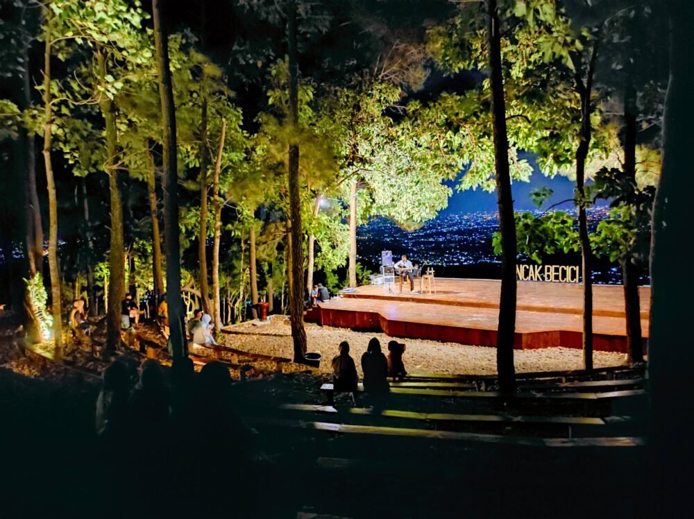 Let's Enjoy The Bantul Sunset In Puncak Becici - YogyakartaTour.com