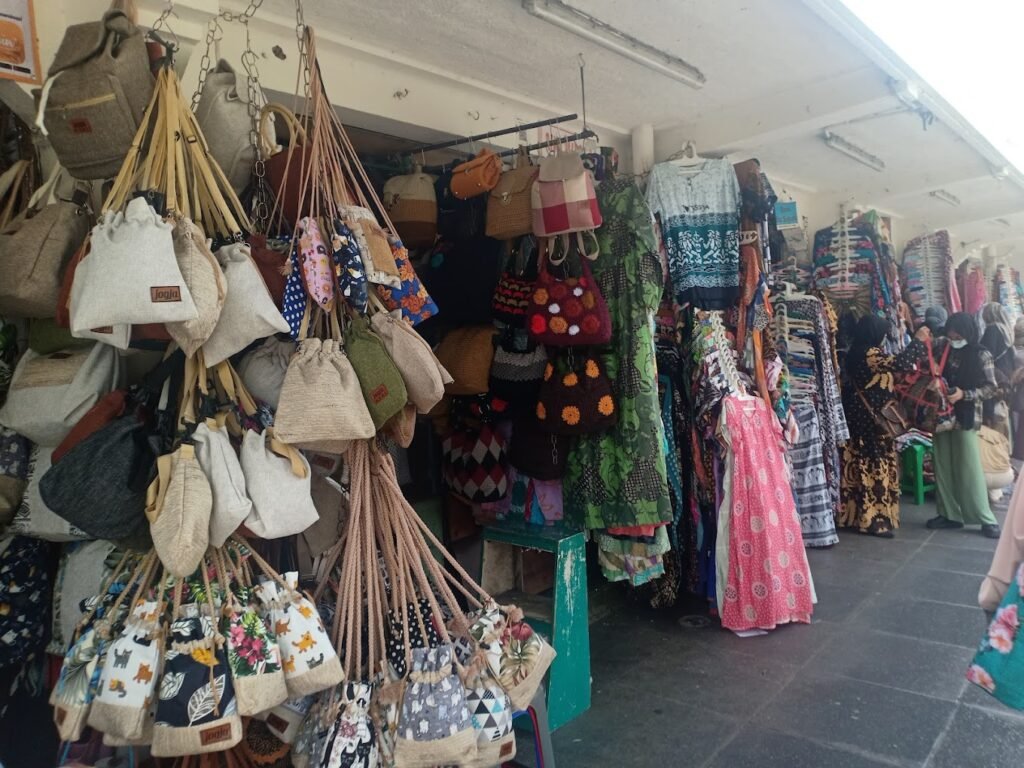 Malioboro Street: From Rituals To Street Food For Hangout ...